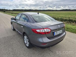 Pelēks Renault Fluence 2011 Rīga, ar dzinēja tilpumu 2.00 L un nobraukumu 158 tūkst. km par 4200 €, foto 6 vietnē AUTOMOTO.COM.LV