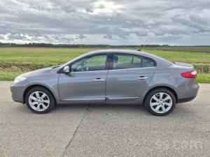 Pelēks Renault Fluence 2011 Rīga, ar dzinēja tilpumu 2.00 L un nobraukumu 158 tūkst. km par 4200 €, foto 7 vietnē AUTOMOTO.COM.LV