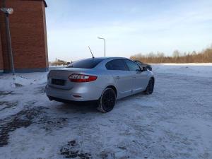 Grey Renault Fluence 2013 in Siauliai, with an engine capacity of 1.60 L and mileage of 253 thousand km for 2850 €, photo 6 on AUTOMOTO.COM.LV