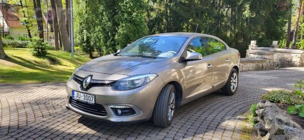 Renault Fluence 2014 in Riga on AUTOMOTO.COM.LV Grey Renault Fluence 2014 in Riga, with an engine capacity of 1.50 L and mileage of 141 thousand km for 5200 €, photo 1 on AUTOMOTO.COM.LV