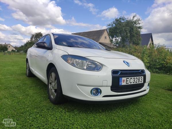 White Renault Fluence 2012 in Panevezys, with an engine capacity of 0.00 L and mileage of 139 thousand km for 1600 €, photo 1 on AUTOMOTO.COM.LV