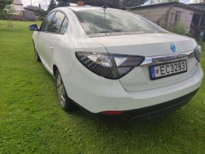 White Renault Fluence 2012 in Panevezys, with an engine capacity of 0.00 L and mileage of 139 thousand km for 1600 €, photo 5 on AUTOMOTO.COM.LV
