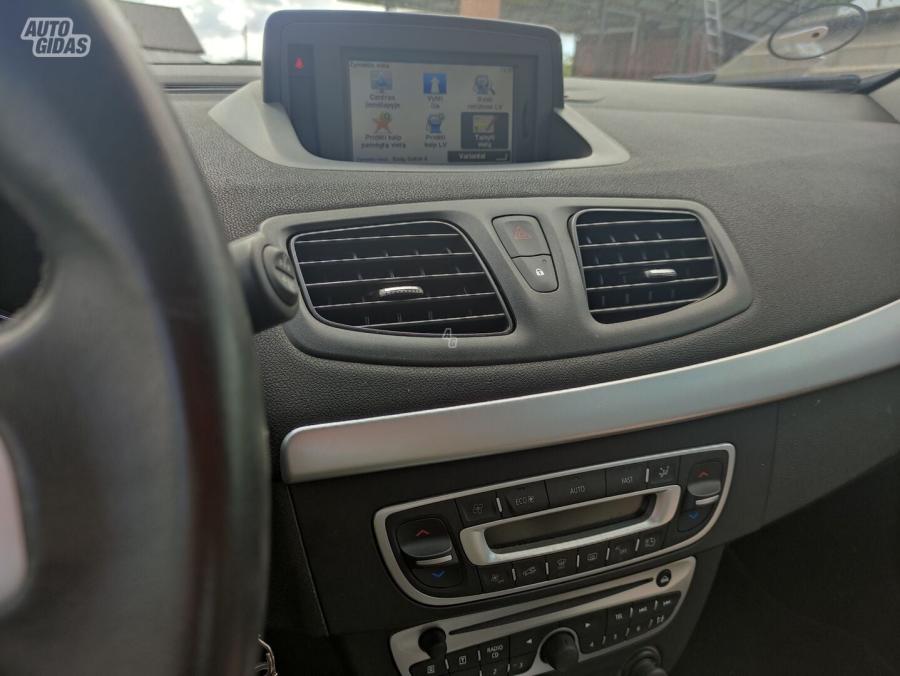White Renault Fluence 2012 in Panevezys, with an engine capacity of 0.00 L and mileage of 139 thousand km for 1600 €, photo 8 on AUTOMOTO.COM.LV
