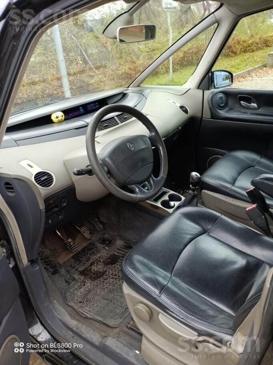 Melns Renault grand-espace 2004 Jelgava, ar dzinēja tilpumu 2.20 L un nobraukumu 278 tūkst. km par 1300 €, foto 8 vietnē AUTOMOTO.COM.LV