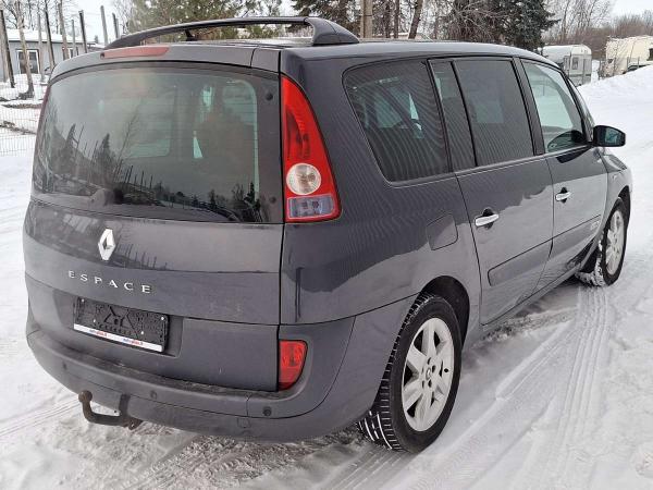 Melns Renault grand-espace 2005 Ukmergė, ar dzinēja tilpumu 3.50 L un nobraukumu 260 tūkst. km par 2500 €, foto 3 vietnē AUTOMOTO.COM.LV