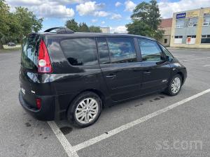 Black Renault grand-espace 2005 in Riga, with an engine capacity of 2.00 L and mileage of 252 thousand km for 1800 €, photo 8 on AUTOMOTO.COM.LV