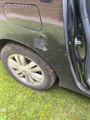 Melns Renault grand-espace 2008 Preiļi, ar dzinēja tilpumu 2.00 L un nobraukumu 300 tūkst. km par 2500 €, foto 8 vietnē AUTOMOTO.COM.LV