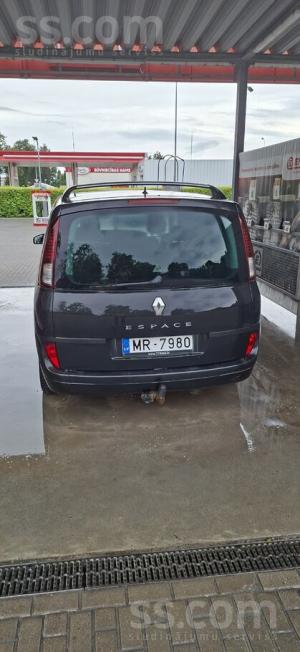 Black Renault grand-espace 2009 in Jelgava, with an engine capacity of 2.00 L and mileage of 306 thousand km for 2300 €, photo 3 on AUTOMOTO.COM.LV