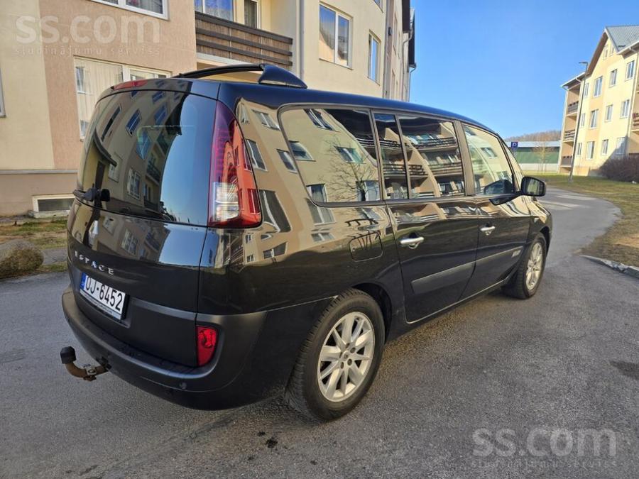 Melns Renault grand-espace 2011 Rīga, ar dzinēja tilpumu 2.00 L un nobraukumu 325 tūkst. km par 4890 €, foto 7 vietnē AUTOMOTO.COM.LV