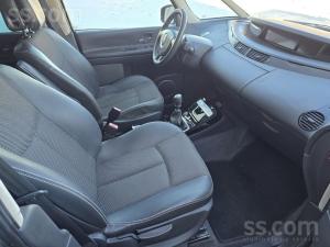 Melns Renault grand-espace 2011 Rīga, ar dzinēja tilpumu 2.00 L un nobraukumu 325 tūkst. km par 4890 €, foto 14 vietnē AUTOMOTO.COM.LV