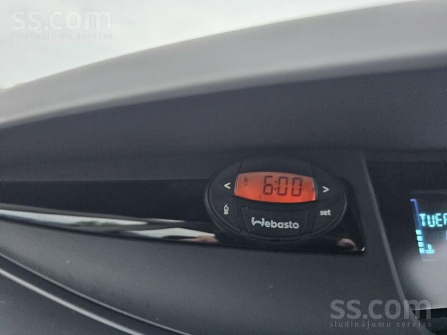 Melns Renault grand-espace 2012 Rīga, ar dzinēja tilpumu 2.00 L un nobraukumu 323 tūkst. km par 4995 €, foto 16 vietnē AUTOMOTO.COM.LV