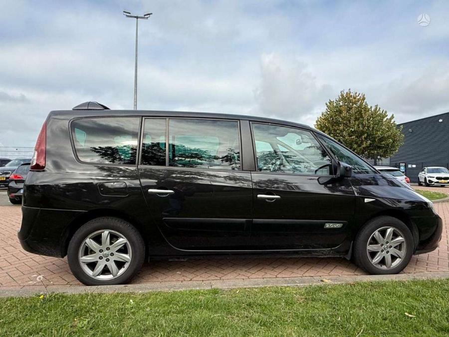 Black Renault grand-espace 2013 in Elektrenai, with an engine capacity of 2.00 L and mileage of 200 thousand km for 6950 €, photo 13 on AUTOMOTO.COM.LV