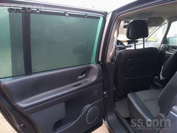 Black Renault grand-espace 2013 in Daugavpils, with an engine capacity of 2.00 L and mileage of 309 thousand km for 4200 €, photo 5 on AUTOMOTO.COM.LV