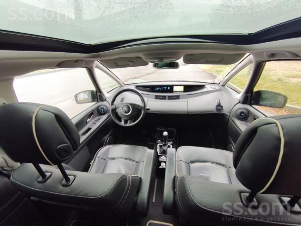 Melns Renault grand-espace 2014 Rīga, ar dzinēja tilpumu 2.00 L un nobraukumu 298 tūkst. km par 6990 €, foto 11 vietnē AUTOMOTO.COM.LV