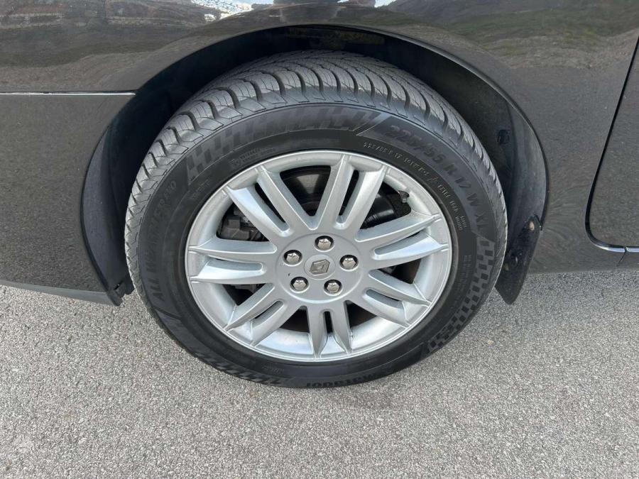 Melns Renault grand-espace 2014 Panevēža, ar dzinēja tilpumu 2.00 L un nobraukumu 251 tūkst. km par 5999 €, foto 19 vietnē AUTOMOTO.COM.LV