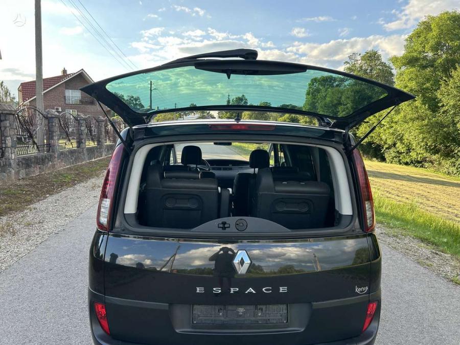 Melns Renault grand-espace 2014 Panevēža, ar dzinēja tilpumu 2.00 L un nobraukumu 251 tūkst. km par 5999 €, foto 24 vietnē AUTOMOTO.COM.LV