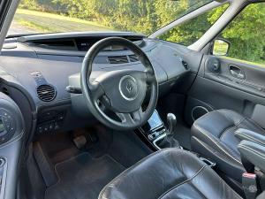 Melns Renault grand-espace 2014 Panevēža, ar dzinēja tilpumu 2.00 L un nobraukumu 251 tūkst. km par 5999 €, foto 28 vietnē AUTOMOTO.COM.LV