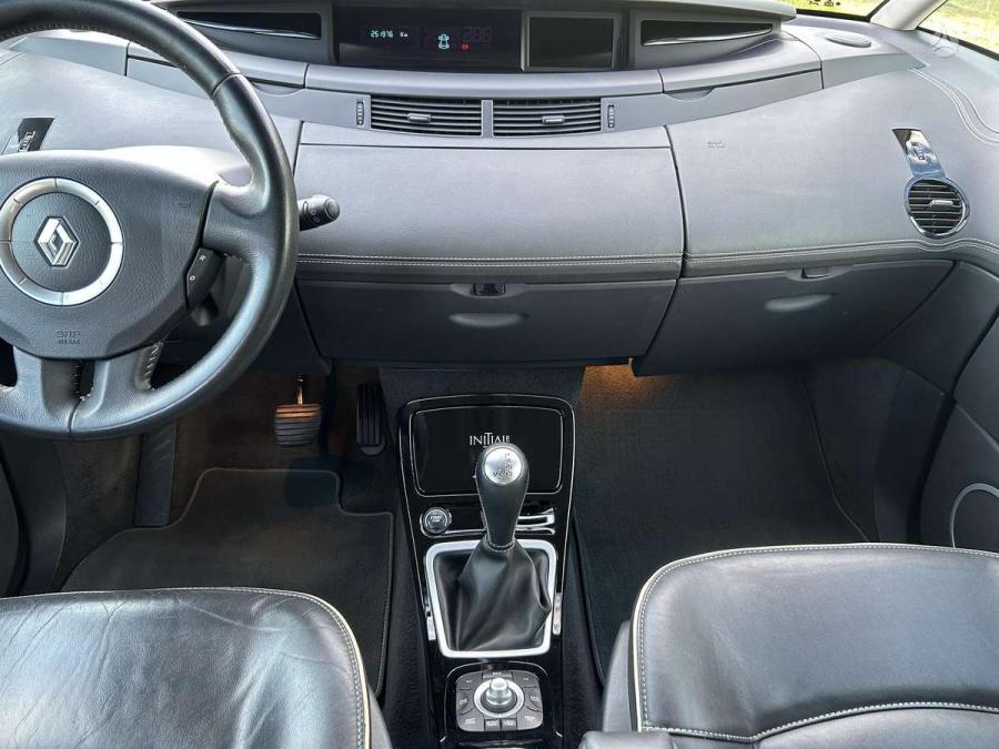 Melns Renault grand-espace 2014 Panevēža, ar dzinēja tilpumu 2.00 L un nobraukumu 251 tūkst. km par 5999 €, foto 30 vietnē AUTOMOTO.COM.LV