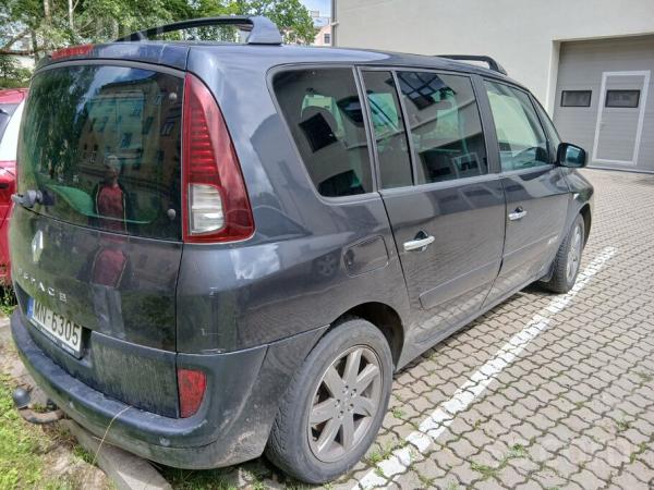 Black Renault grand-espace 2014 in Riga, with an engine capacity of 2.00 L and mileage of 267 thousand km for 2000 €, photo 4 on AUTOMOTO.COM.LV