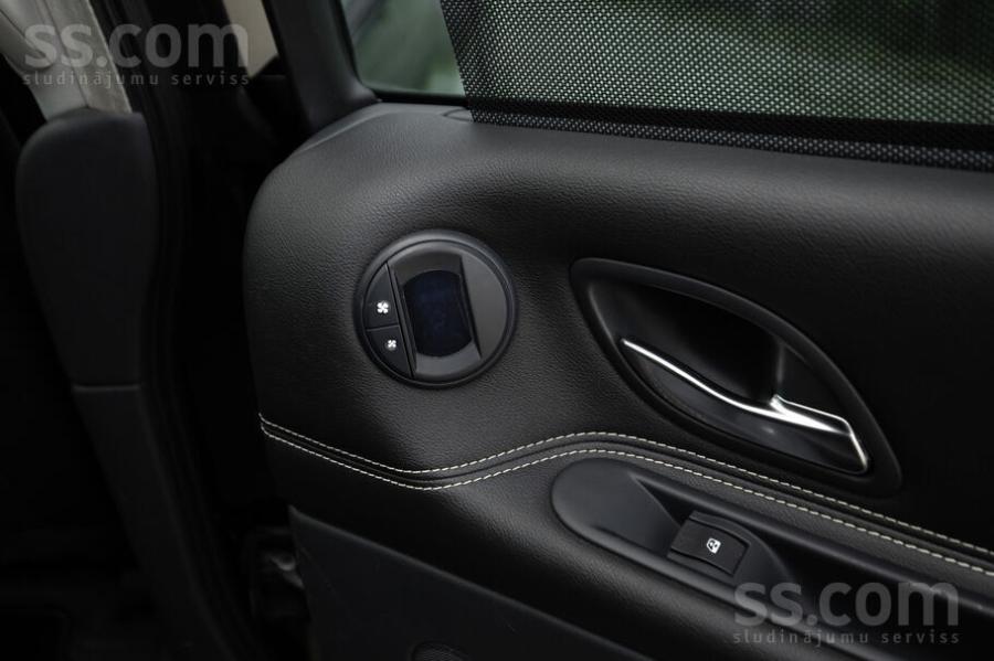 Black Renault grand-espace 2016 in Tukums, with an engine capacity of 2.00 L and mileage of 0 thousand km for 7490 €, photo 22 on AUTOMOTO.COM.LV