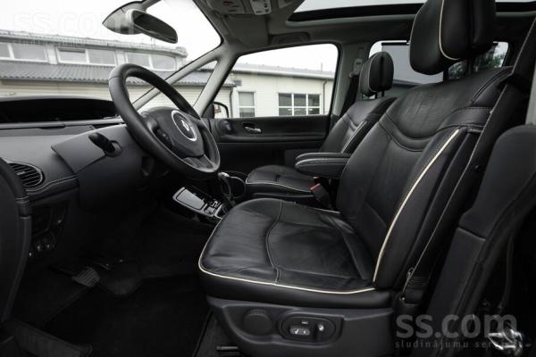 Melns Renault grand-espace 2016 Tukums, ar dzinēja tilpumu 2.00 L un nobraukumu 0 tūkst. km par 7490 €, foto 8 vietnē AUTOMOTO.COM.LV