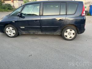 Zils Renault grand-espace 2004 Rīga, ar dzinēja tilpumu 2.20 L un nobraukumu 242 tūkst. km par 800 €, foto 5 vietnē AUTOMOTO.COM.LV