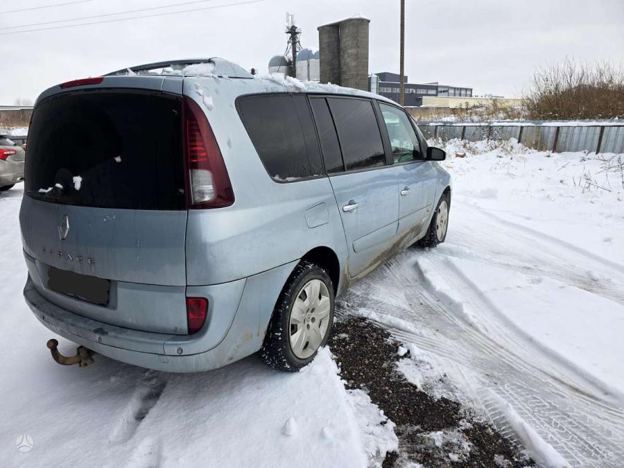 Zils Renault grand-espace 2007 Kauņa, ar dzinēja tilpumu 3.50 L un nobraukumu 382 tūkst. km par 1300 €, foto 3 vietnē AUTOMOTO.COM.LV