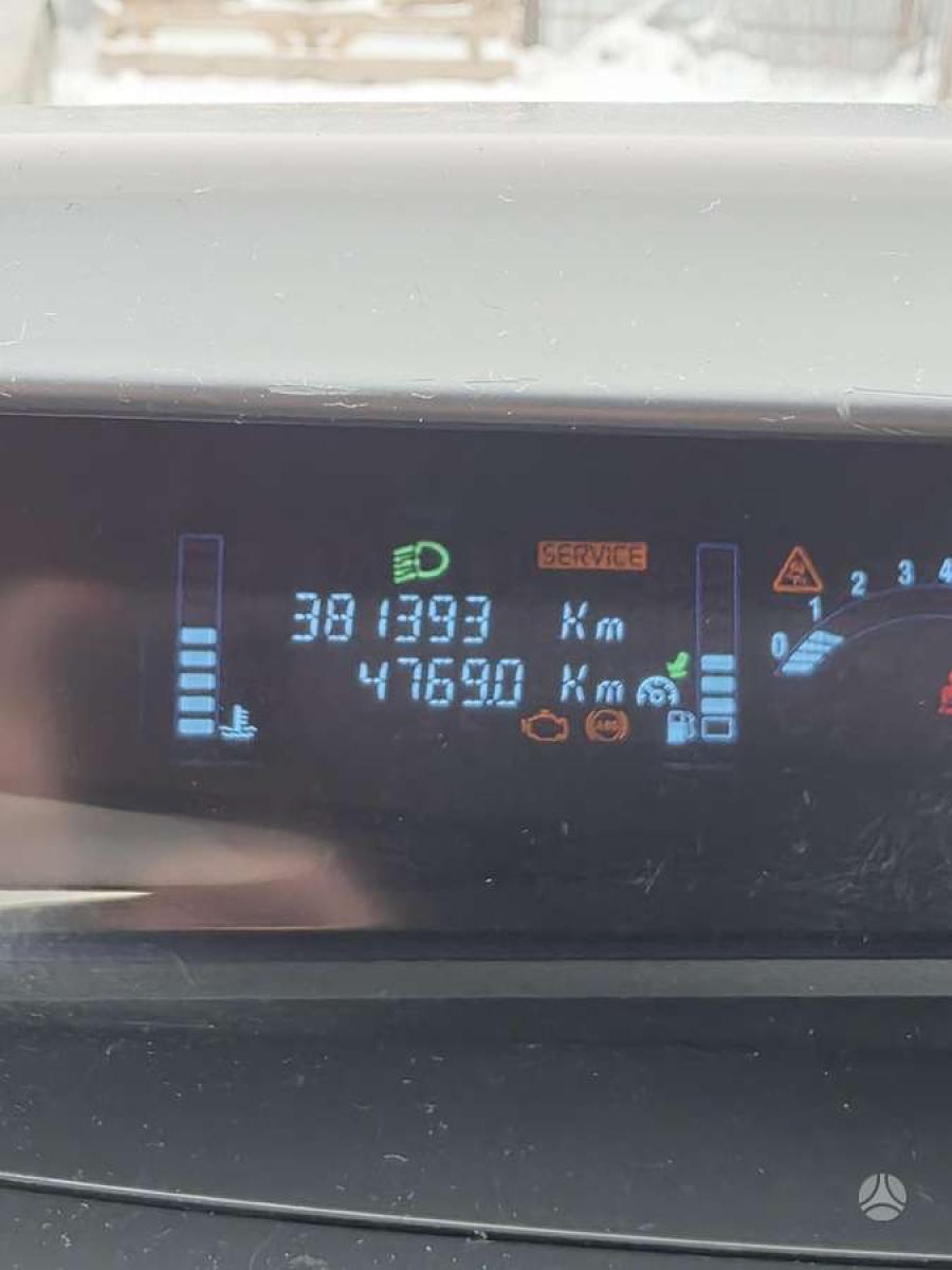 Zils Renault grand-espace 2007 Kauņa, ar dzinēja tilpumu 3.50 L un nobraukumu 382 tūkst. km par 1300 €, foto 5 vietnē AUTOMOTO.COM.LV