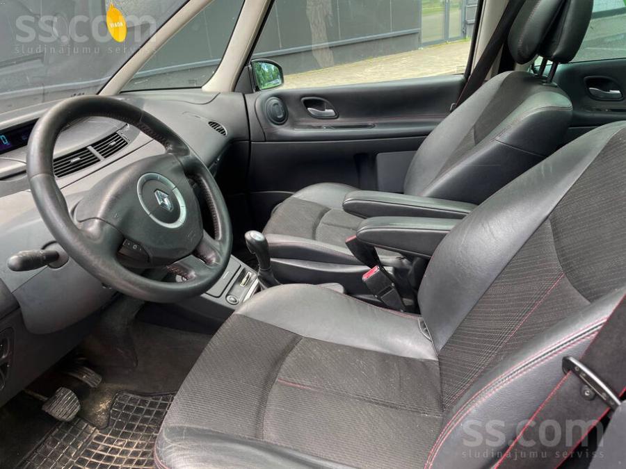 Green Renault grand-espace 2007 in Riga, with an engine capacity of 3.00 L and mileage of 360 thousand km for 1850 €, photo 6 on AUTOMOTO.COM.LV