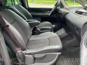 Green Renault grand-espace 2007 in Riga, with an engine capacity of 3.00 L and mileage of 360 thousand km for 1850 €, photo 7 on AUTOMOTO.COM.LV