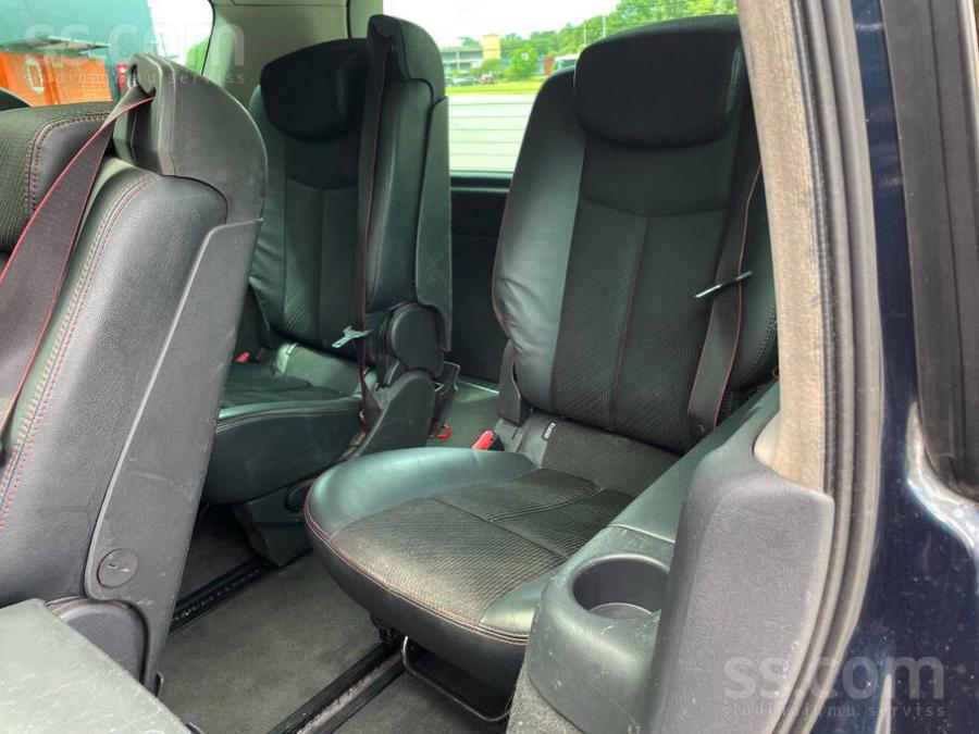 Green Renault grand-espace 2007 in Riga, with an engine capacity of 3.00 L and mileage of 360 thousand km for 1850 €, photo 9 on AUTOMOTO.COM.LV
