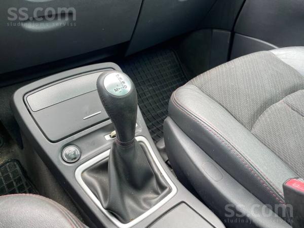 Green Renault grand-espace 2007 in Riga, with an engine capacity of 3.00 L and mileage of 360 thousand km for 1850 €, photo 10 on AUTOMOTO.COM.LV