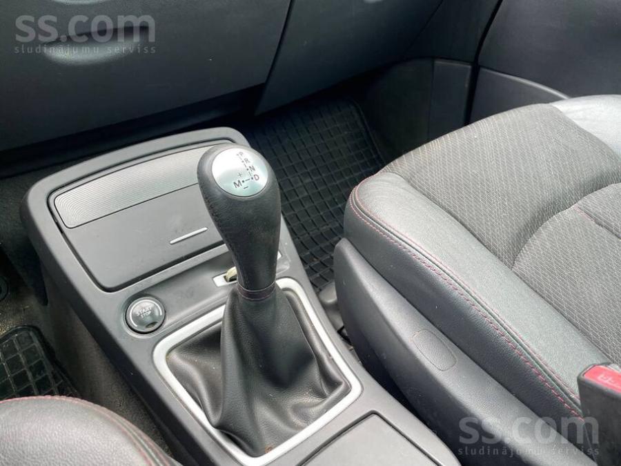 Green Renault grand-espace 2007 in Riga, with an engine capacity of 3.00 L and mileage of 360 thousand km for 1850 €, photo 11 on AUTOMOTO.COM.LV