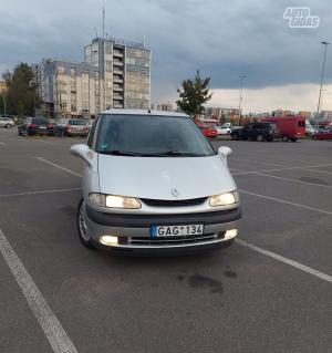 Grey Renault grand-espace 1998 in Vilnius, with an engine capacity of 2.00 L and mileage of 414 thousand km for 900 €, photo 5 on AUTOMOTO.COM.LV