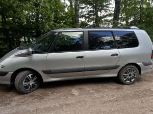 Grey Renault grand-espace 2001 in Kaisiadorys, with an engine capacity of 2.19 L and mileage of 329 thousand km for 1250 €, photo 3 on AUTOMOTO.COM.LV