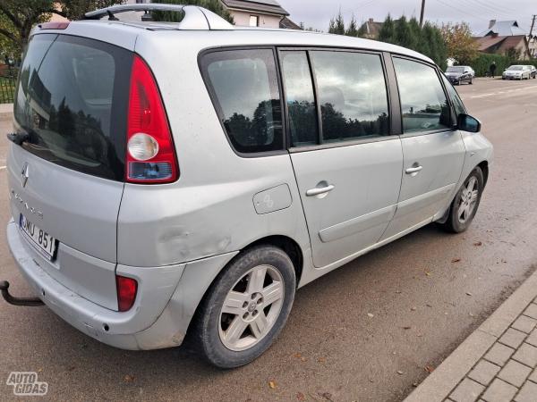 Pelēks Renault grand-espace 2002 Kauņa, ar dzinēja tilpumu 2.20 L un nobraukumu 357 tūkst. km par 1300 €, foto 3 vietnē AUTOMOTO.COM.LV