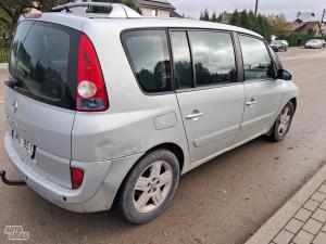 Pelēks Renault grand-espace 2002 Kauņa, ar dzinēja tilpumu 2.20 L un nobraukumu 357 tūkst. km par 1300 €, foto 3 vietnē AUTOMOTO.COM.LV