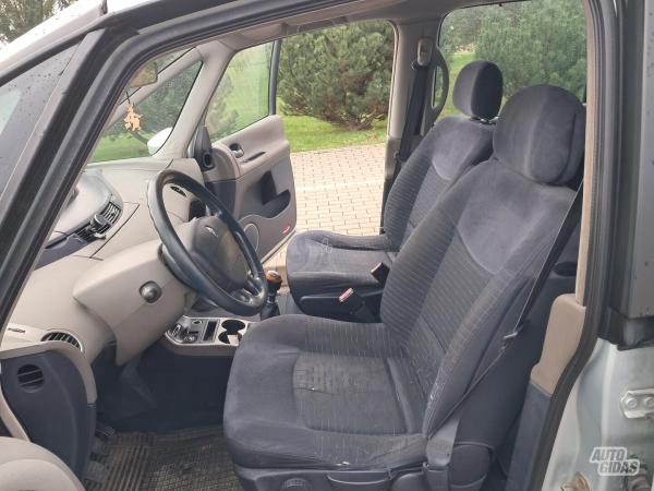 Pelēks Renault grand-espace 2002 Kauņa, ar dzinēja tilpumu 2.20 L un nobraukumu 357 tūkst. km par 1300 €, foto 8 vietnē AUTOMOTO.COM.LV