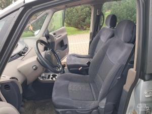 Pelēks Renault grand-espace 2002 Kauņa, ar dzinēja tilpumu 2.20 L un nobraukumu 357 tūkst. km par 1300 €, foto 8 vietnē AUTOMOTO.COM.LV