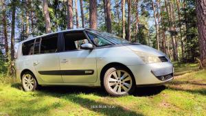 Pelēks Renault grand-espace 2003 Viļņa, ar dzinēja tilpumu 2.00 L un nobraukumu 345 tūkst. km par 3799 €, foto 22 vietnē AUTOMOTO.COM.LV