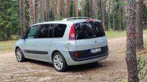 Pelēks Renault grand-espace 2003 Viļņa, ar dzinēja tilpumu 2.00 L un nobraukumu 345 tūkst. km par 3799 €, foto 28 vietnē AUTOMOTO.COM.LV