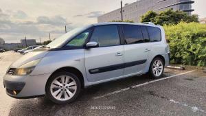 Pelēks Renault grand-espace 2003 Viļņa, ar dzinēja tilpumu 2.00 L un nobraukumu 345 tūkst. km par 3799 €, foto 29 vietnē AUTOMOTO.COM.LV