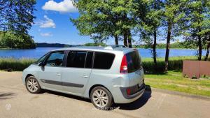Pelēks Renault grand-espace 2003 Viļņa, ar dzinēja tilpumu 2.00 L un nobraukumu 345 tūkst. km par 3799 €, foto 52 vietnē AUTOMOTO.COM.LV