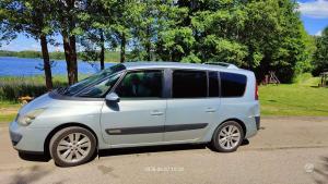 Pelēks Renault grand-espace 2003 Viļņa, ar dzinēja tilpumu 2.00 L un nobraukumu 345 tūkst. km par 3799 €, foto 53 vietnē AUTOMOTO.COM.LV