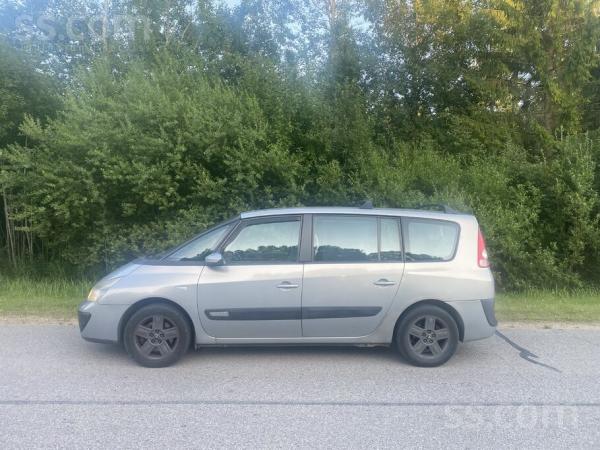 Pelēks Renault grand-espace 2005 Ogre, ar dzinēja tilpumu 2.20 L un nobraukumu 288 tūkst. km par 1500 €, foto 2 vietnē AUTOMOTO.COM.LV