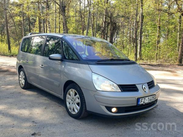 Grey Renault grand-espace 2006 in Riga, with an engine capacity of 2.00 L and mileage of 280 thousand km for 1200 €, photo 1 on AUTOMOTO.COM.LV
