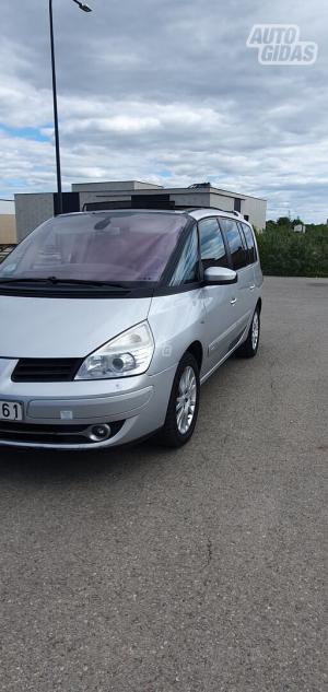 Grey Renault grand-espace 2006 in Kaunas, with an engine capacity of 2.20 L and mileage of 295 thousand km for 1550 €, photo  on AUTOMOTO.COM.LV