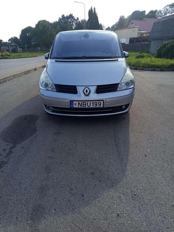 Pelēks Renault grand-espace 2007 Šauļi, ar dzinēja tilpumu 2.00 L un nobraukumu 395 tūkst. km par 2500 €, foto 5 vietnē AUTOMOTO.COM.LV