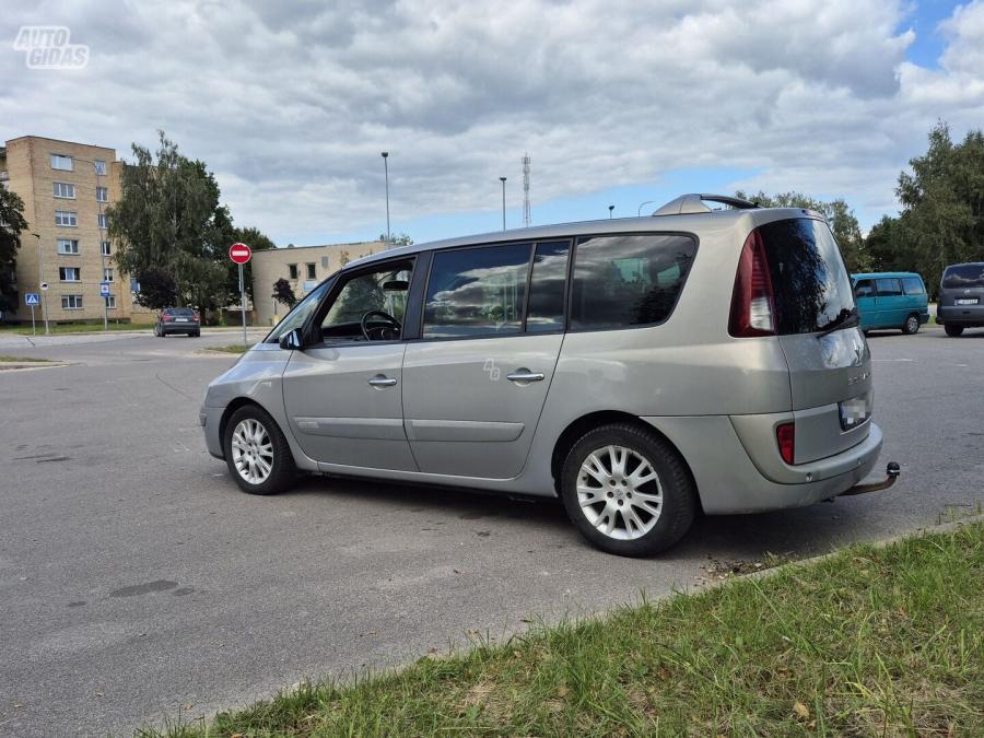 Pelēks Renault grand-espace 2007 Viļņa, ar dzinēja tilpumu 2.00 L un nobraukumu 0 tūkst. km par 2500 €, foto 7 vietnē AUTOMOTO.COM.LV
