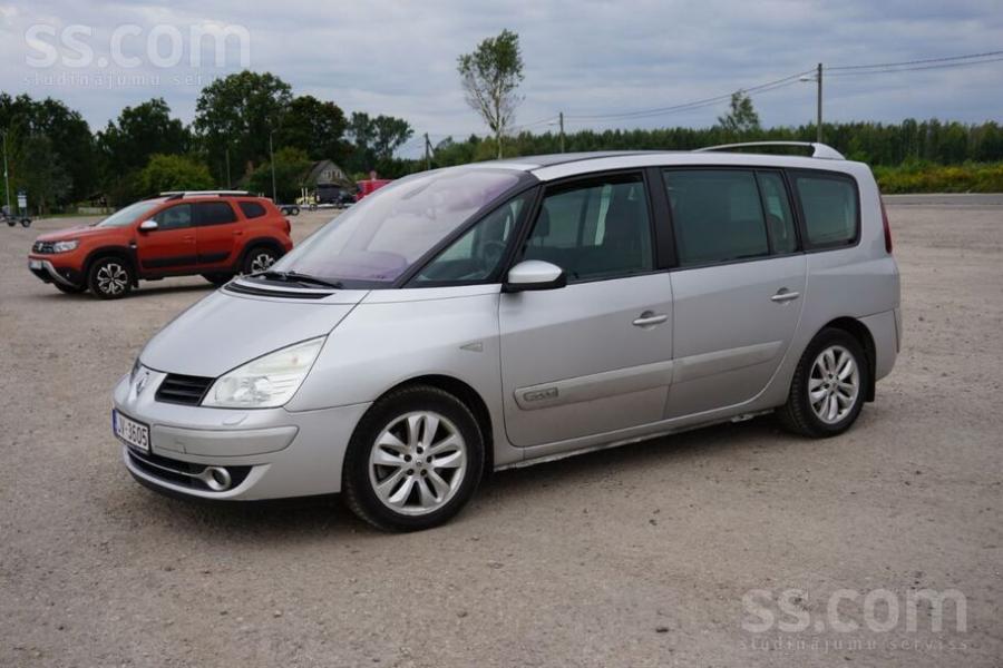 Grey Renault grand-espace 2007 in Riga, with an engine capacity of 2.00 L and mileage of 354 thousand km for 2750 €, photo 19 on AUTOMOTO.COM.LV